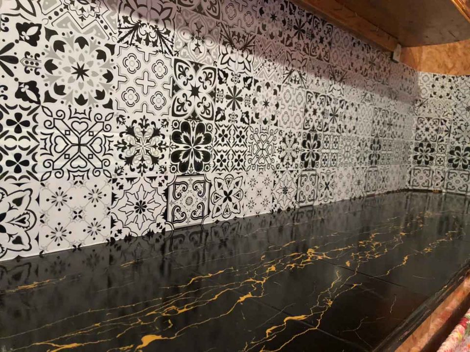 Posage ou décollage du papier peint - allopro