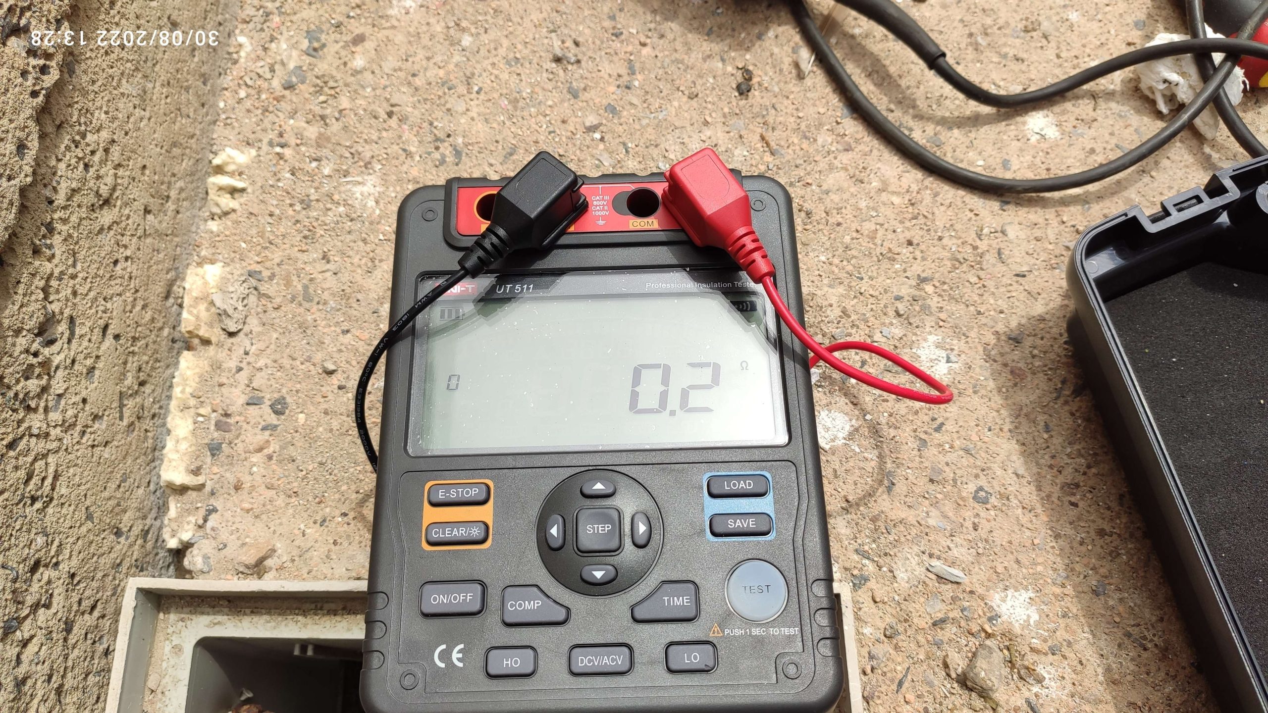 Professionnel de l'installation et de la réparation d'équipements ...